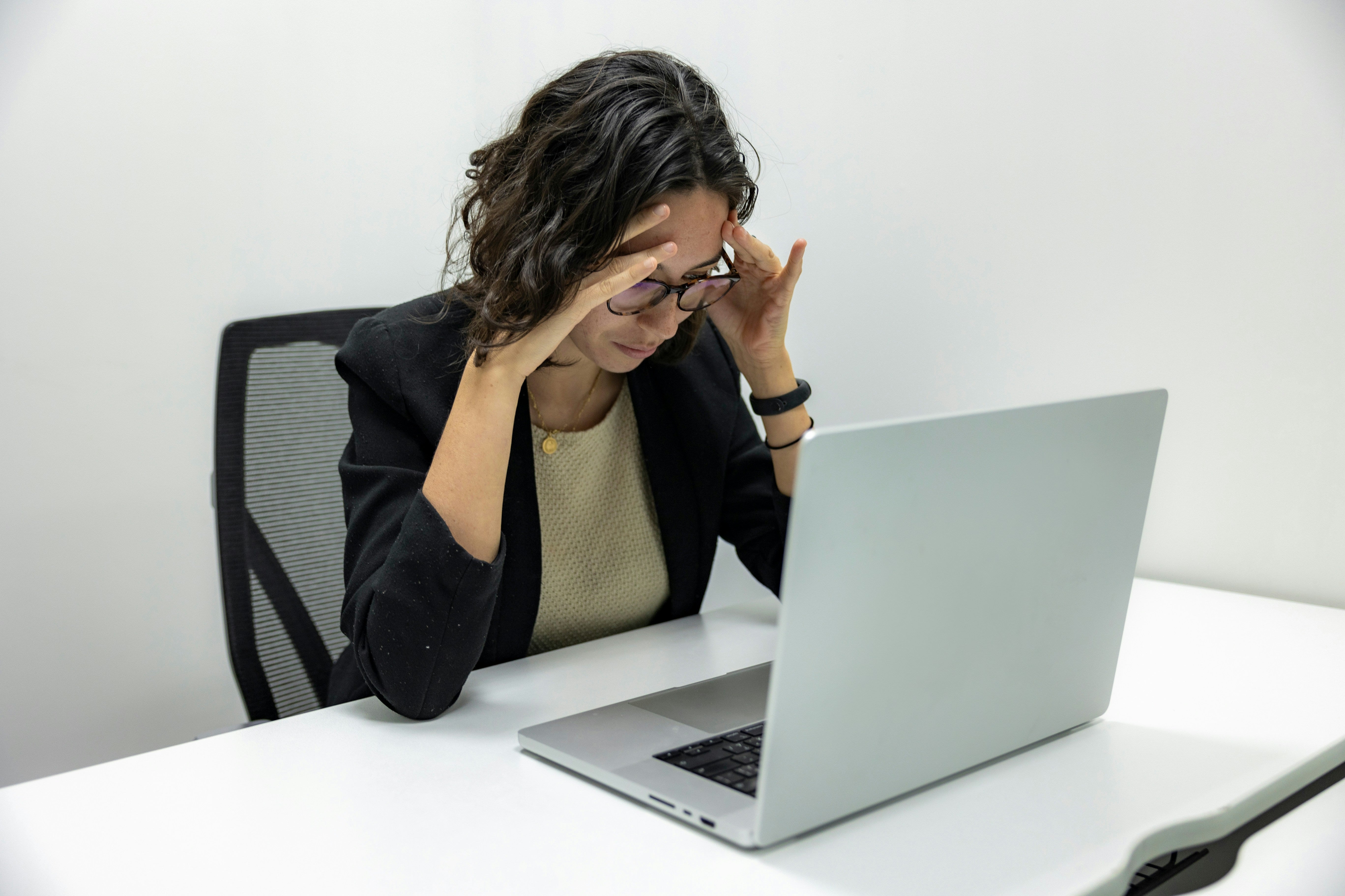 Pulsetto + Wearables Synergy - Biofeedback for Anxiety/Stress – Pulsetto EU